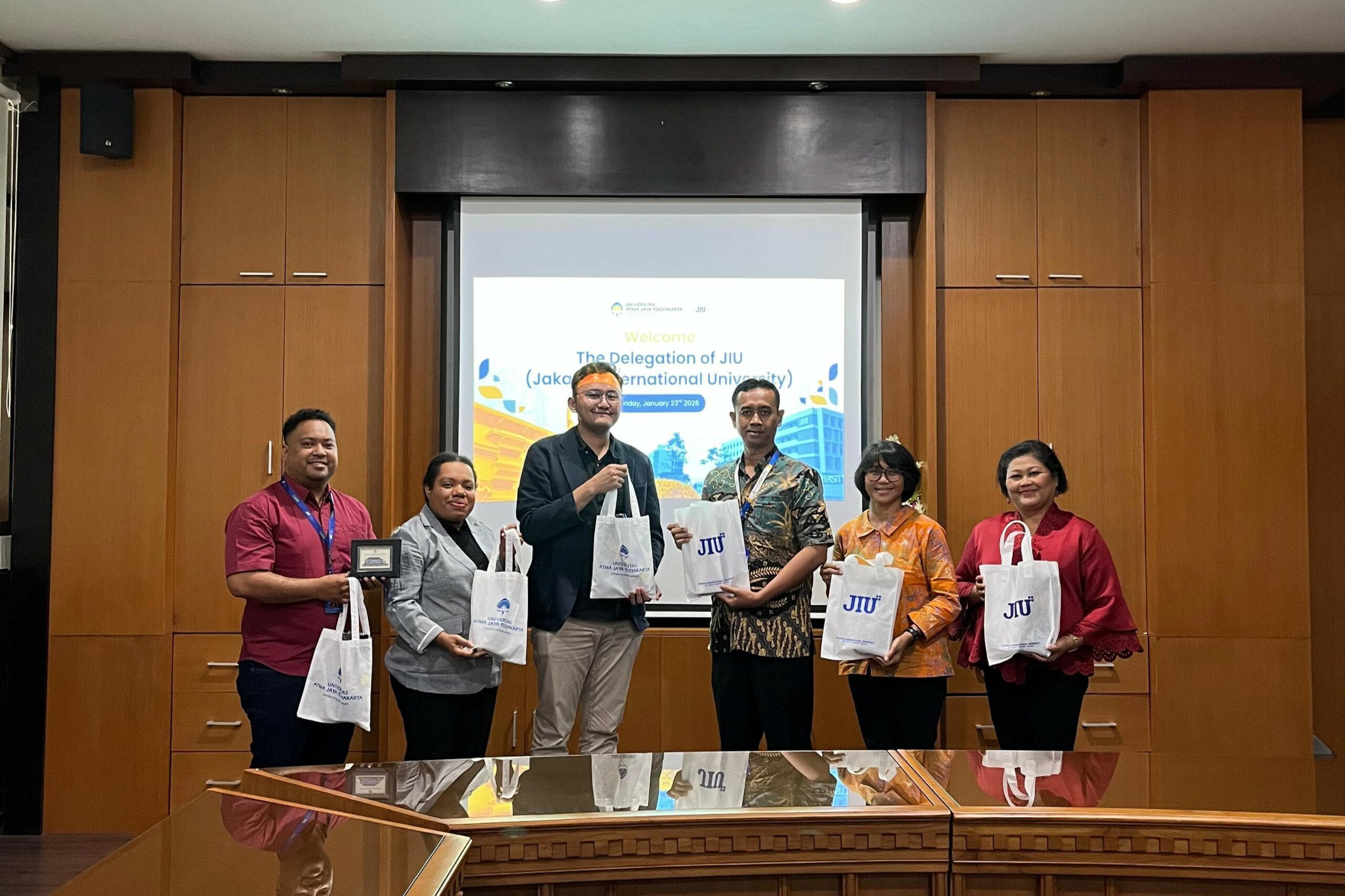 Jakarta International University Expands Academic Partnerships Through ...